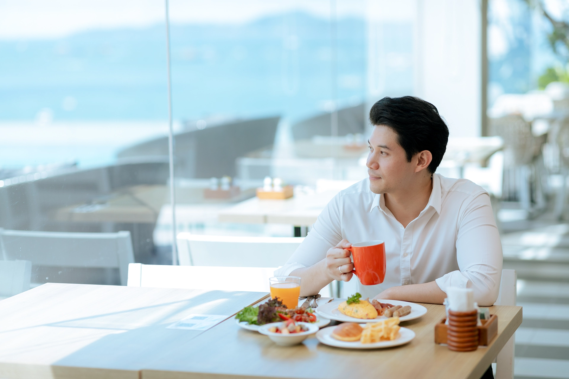 International Breakfast Buffet | Holiday Inn Pattaya